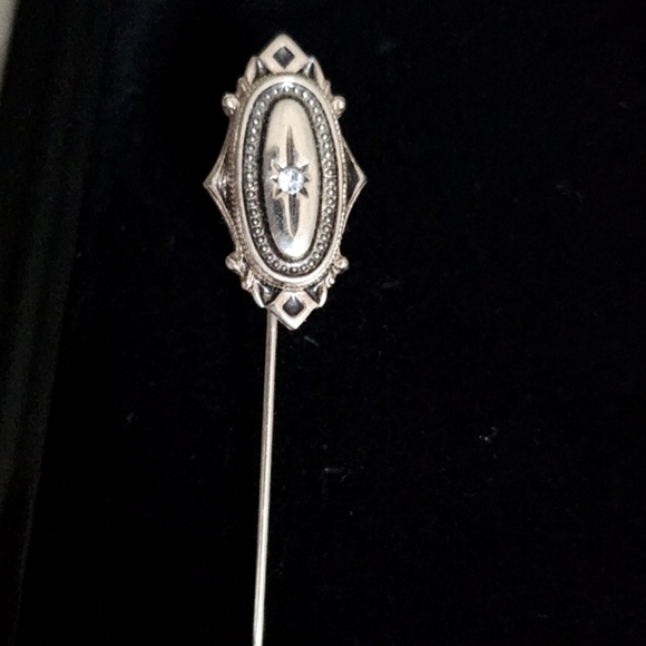 Avon | Jewelry | Vintage Avon Victorian Style Scarf Hat Lapel Pin ...